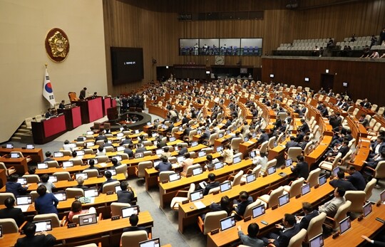 가족 돈 떼먹어도 즉각 처벌 어려울 듯…‘친족상도례 폐지 언제 적용될까 일요신문
